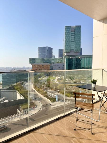 Betu Waterfront 1br,steps To Cleveland & Galleria - Abou Dabi