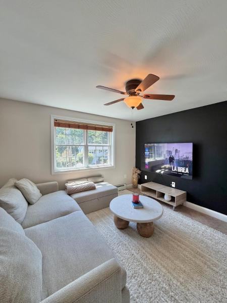 Aariz Nest - Andover, MA