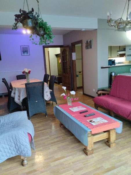 Appartement, 90 M2, Frontaal Zeezicht, 2 Slaapkamers, Privé Parking In Optie - Brügge