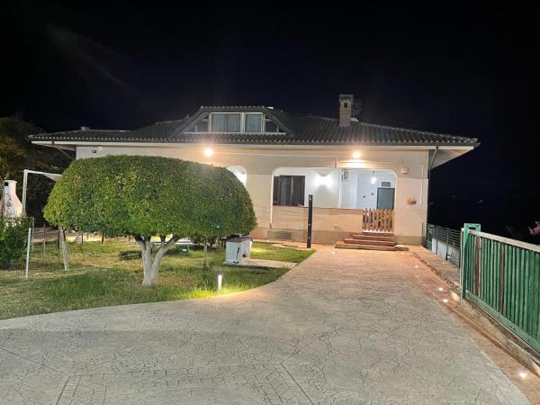Villa Lidia & Attico Degli Artisti, Free Pets , Giardino Recintato E Attrezzato - Minturno