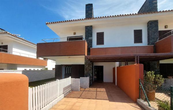 Awesome Home In Chiclana De La Fronter - Chiclana de la Frontera