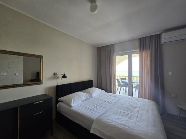 Olea 1930 - Room For 2 With Sea View And A Balcony - Zaton