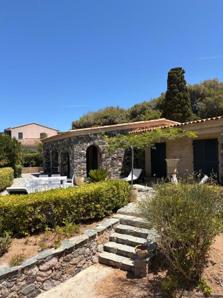 Villa La Kallistina, Avec Vue Et Accès à La Mer Dans La Prisée Marine De Davia - Algajola