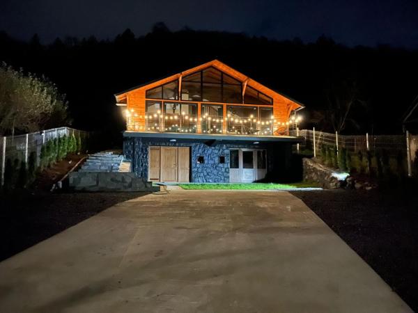 Zynir Inn - Valea Vinului