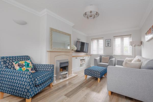 Angel Mews By Grandeur Property - Close To Poole Quay With Parking - Wareham, UK