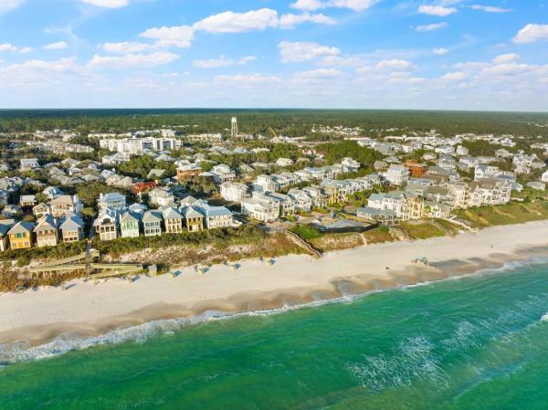 Walk To Beach, 30a Carriage House, Sleeps 4 - Rosemary Beach, FL