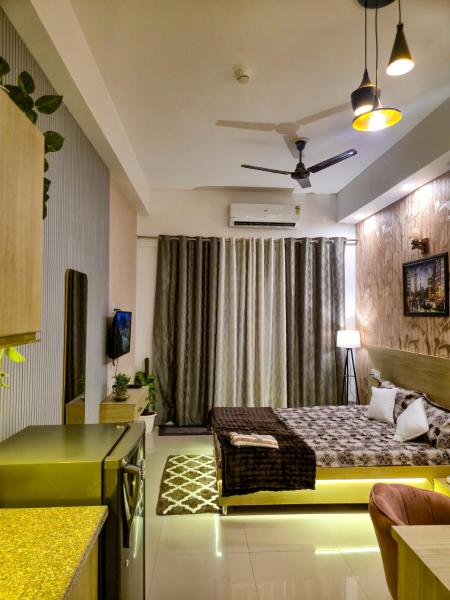 Og Stays - Noida