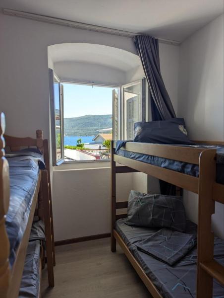 Sunrise Hostel - Montenegro