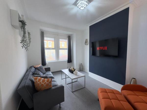 2br House,se27, Parking,garden,near West Norwood Station - Barnes