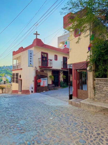 Hotel Casa De Los Abuelos - Bernal