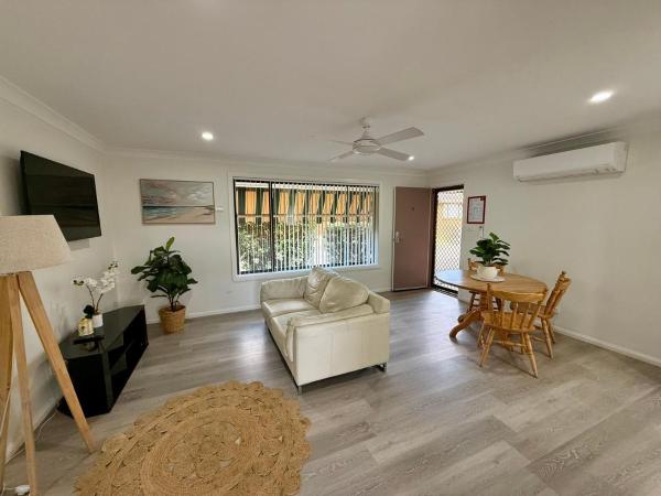 Stylish South Tamworth Apartment Close To Cbd - Tamworth