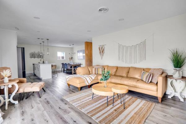 Elsa Enchanting Escape, Just 8 Minutes To Disney And Conventional Center - Anaheim