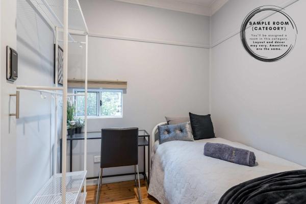 Cozy Private Single Room In Carramar - Nearby Station & Shops - Shared Bathroom And Amenities - Liverpool