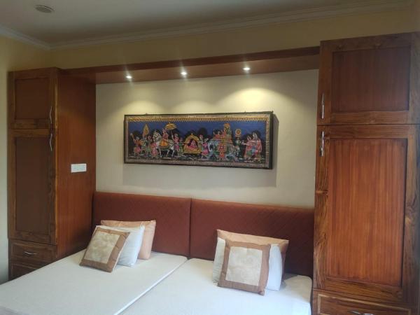 Lalita Homestay Countryside - 카주라호