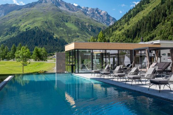 Das Vier Sport Und Wellnesshotel - Soelden