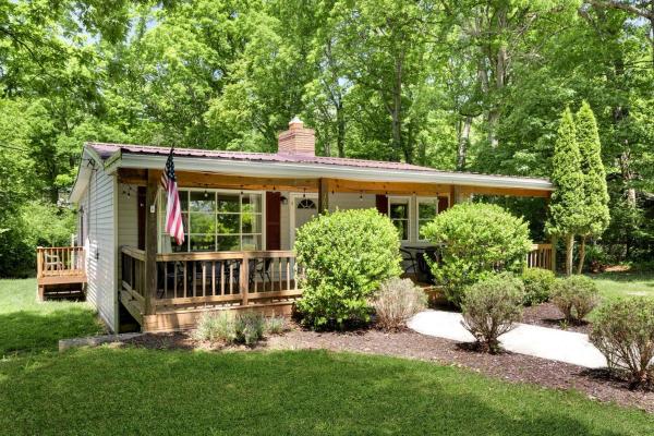 Beautiful Cabin With Fire Pit And Foosball In Luray, Virginia - Luray, VA