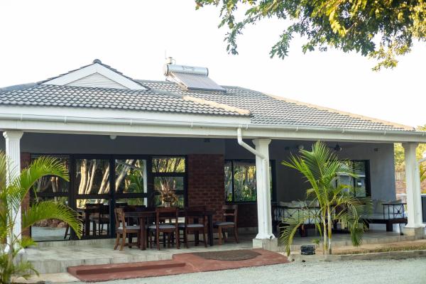 River Bridge Lodge - Victoria Falls