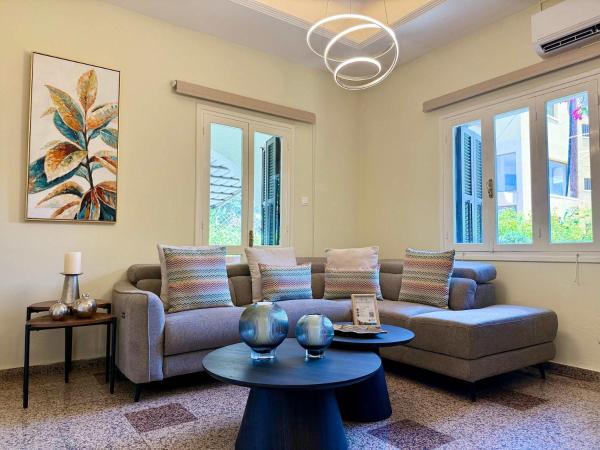 Stylish Limassol 2br Near Marina Beach & Old Town - Limassol