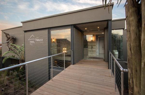 The Beachhouse - Kenton-on-Sea