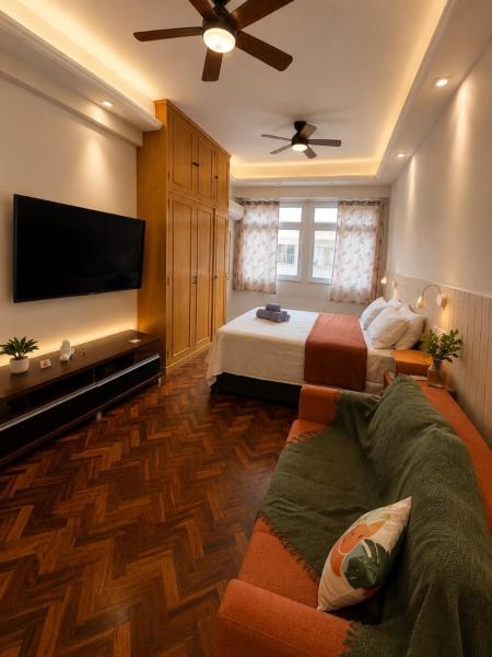 Copamê - Quarto E Sala Beach Front Em Copacabana - Rio de Janeiro