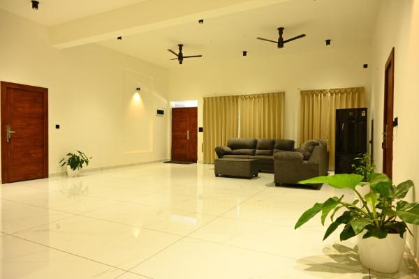Hill Groves Home Stay - India