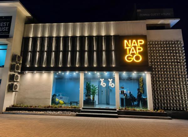 Naptapgo - Japanese Inspired Pod Hotel Katra - India
