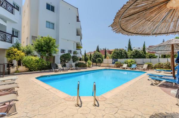 1st Floor 2 Bedroom Apartment At Artemis Cynthia Complex - Paphos