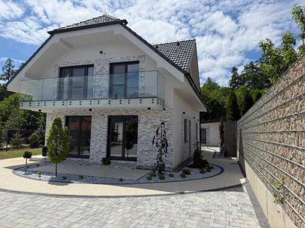 Villa White Stone - Stary Smokowiec