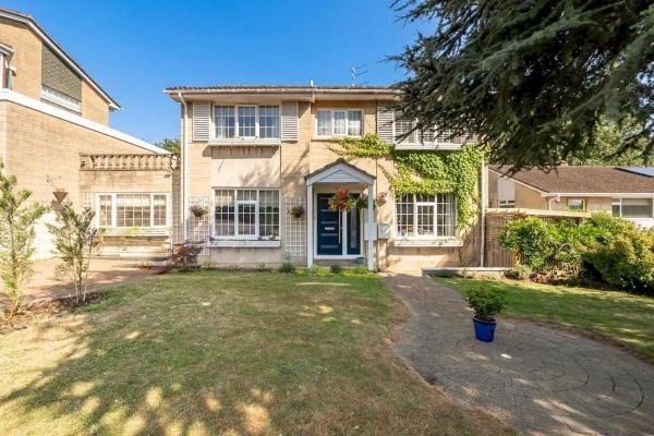 Large Family Home On The Outskirts Of Bath - Pass The Keys - Chippenham