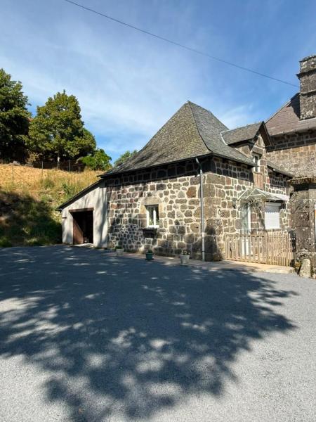 Gîte 4 Personnes Dans Le Cantal Animaux Bienvenus - Vic-sur-Cère