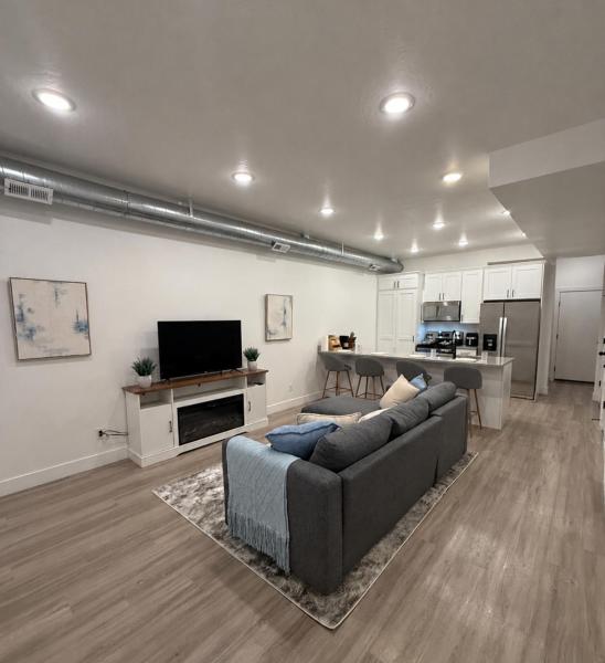 Modern Townhouse 7 Min To City Creek - Salt Lake City Airport (SLC)