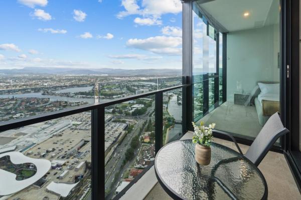 Luxury 1br With Balcony And Resort Facilities - Broadbeach