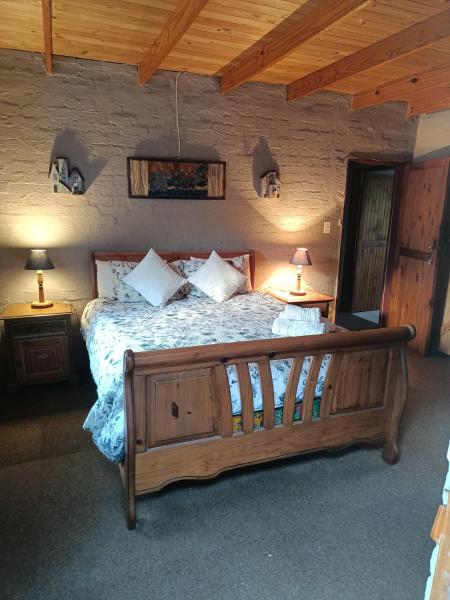 Cradle Thatch Accommodation - Krugersdorp