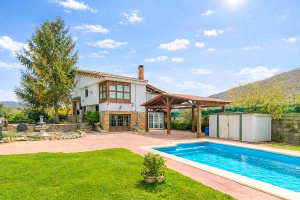 Espectacular Casa Rural Con Piscina En El Baztan - Pyrenees