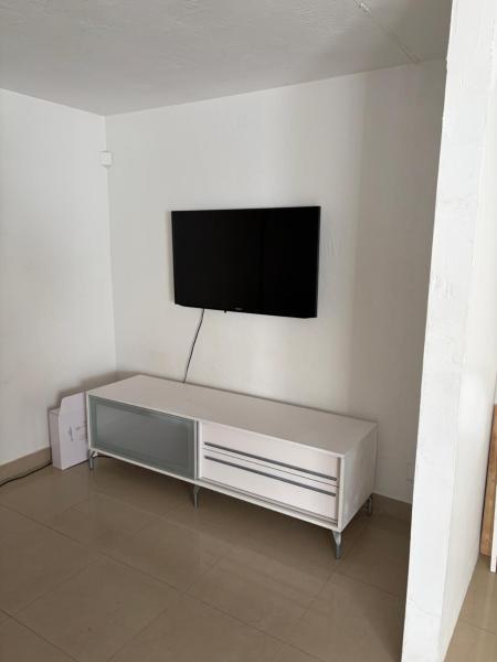 Stylish Two Bedroom Beach Getaway - Hollywood, FL