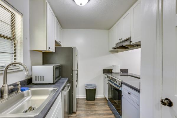 Pet-friendly Fsu Rental W/ Private Fenced Yard - Doak Campbell Stadium Tallahassee