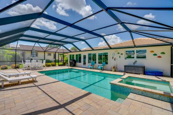 Canal-front Home W/ Dock & Sunroom In Punta Gorda! - Punta Gorda, FL