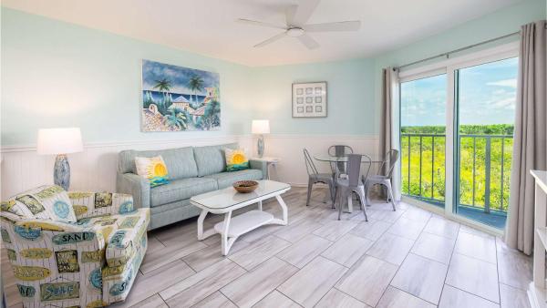 Sea Glass & Sunshine 2207 Ocean Pointe - Islamorada, FL