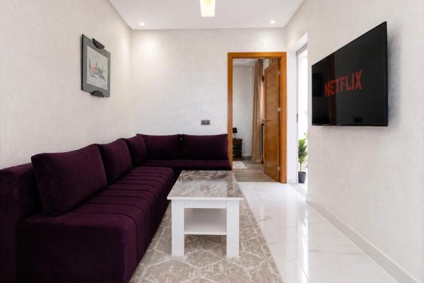 Appartement Elegant Avec Terrasse - Bouznika