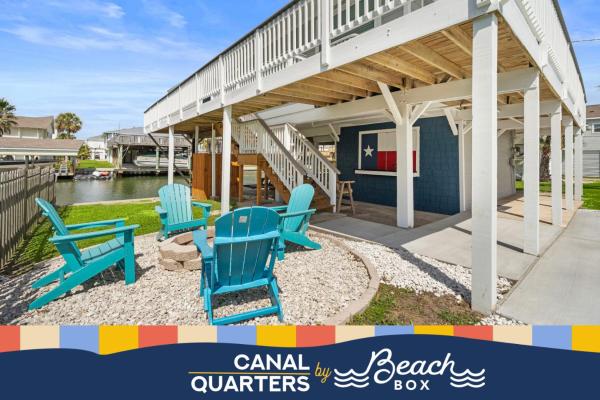 Texan Waterfront Retreat With Boat Slip, Fire Pit, Game Room And Outdoor Shower - Galveston