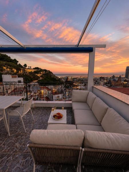 Villa Palmera Mediterranean House With Sea & Castle Views - Alicante