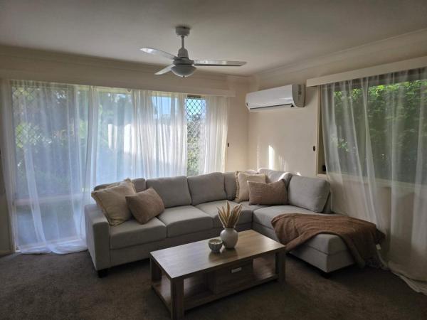 Comfortable Family Home Bethania 4b - Gold Coast