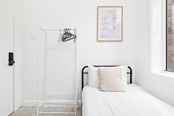Quiet Single Room In Central Kensington Location - Shared Bathroom And Amenities - Coogee