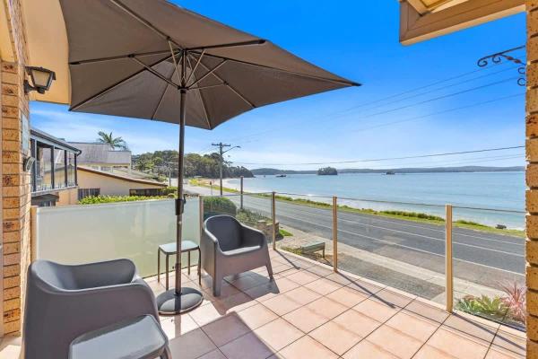 Beachfront At Batehaven - Long Beach