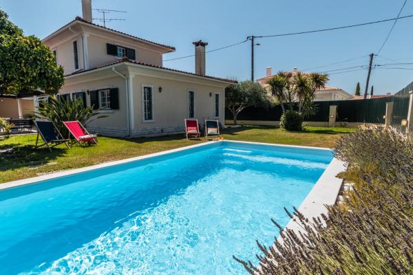 Private Pool Villa Near Aroeira & Caparica - Amora