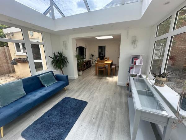 Charming Woodland Cottage Retreat Nr Cobham Sleeps 5 - Dorking