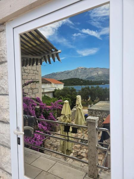 Apartments Kučija Vrnik - Korcula