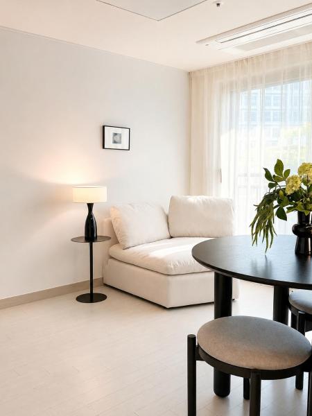 New! Wake Up To Namsan Tower View, 3mins To Subway, Walk To Myeongdong Ddp Namsan - Séoul