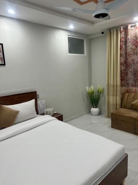 The Cliff House- Deluxe Room 02 - Pakistan