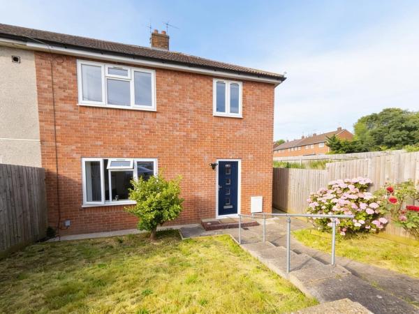 3br Family Home With Garden & Parking - Bristol